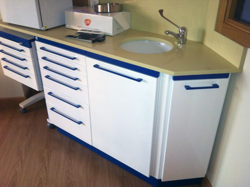 conjunto-clinica-modulo-rodante-jeb - Muebles Jeb